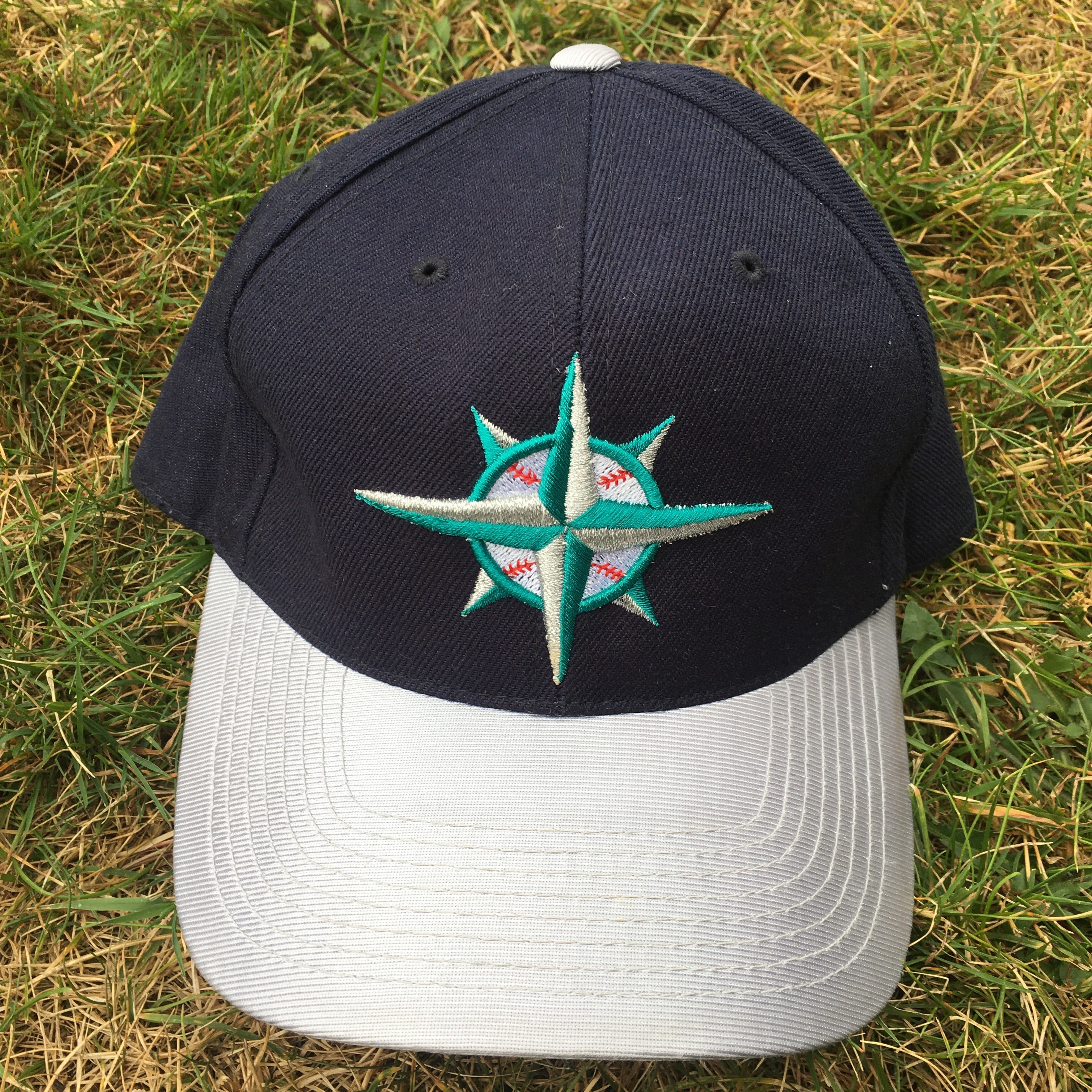 Seattle Mariners compass hat - 7 3/8 - VintageSportsGear